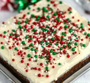 Christmas Sheet Cake Recipe - Festive and Easy Holiday Dessert - Things ...